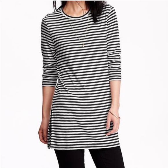 Old Navy | Tops | Old Navy Black White Stretch Tunic | Poshmark